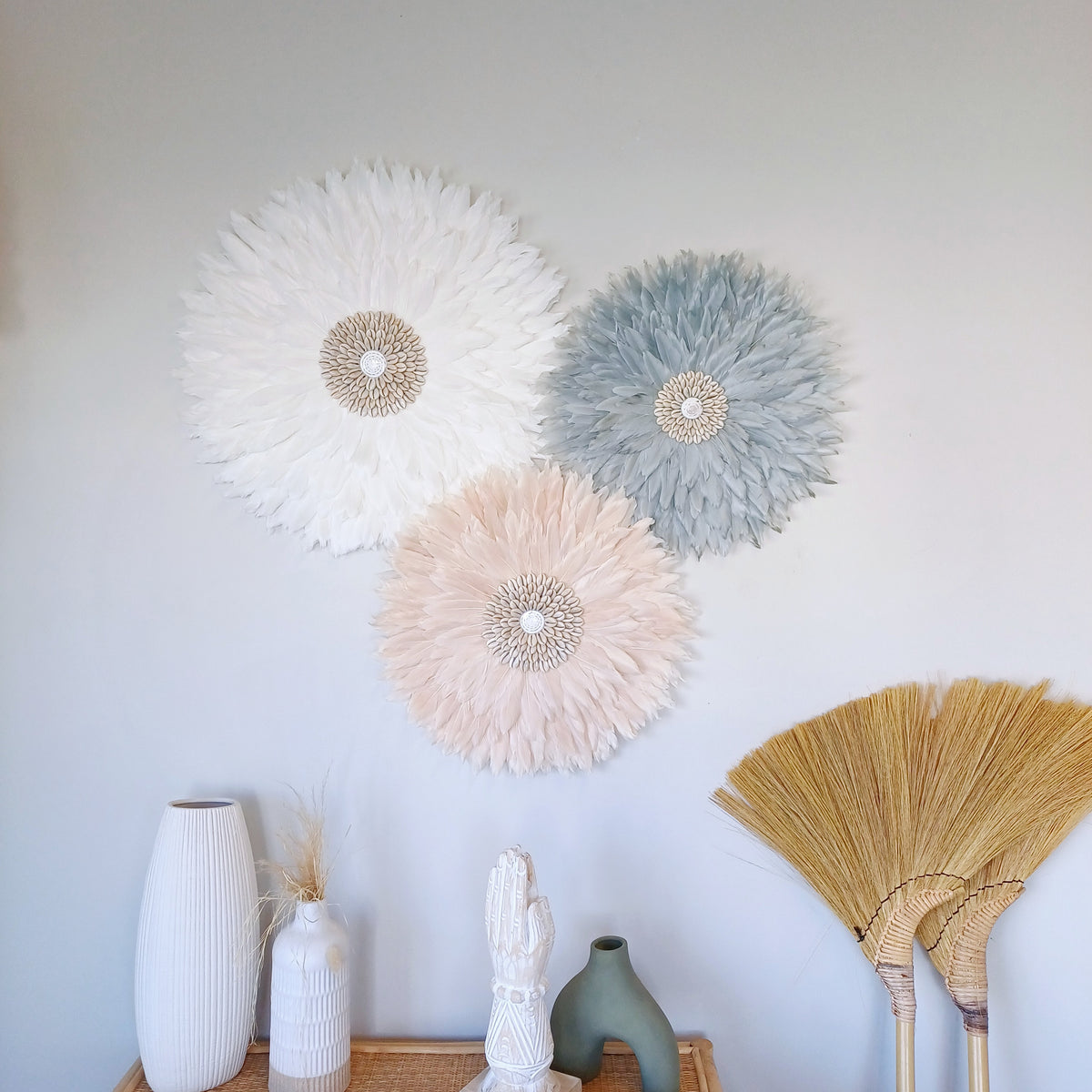 Soft Blush & White Juju Cluster – Feather Wall Art | Home Story